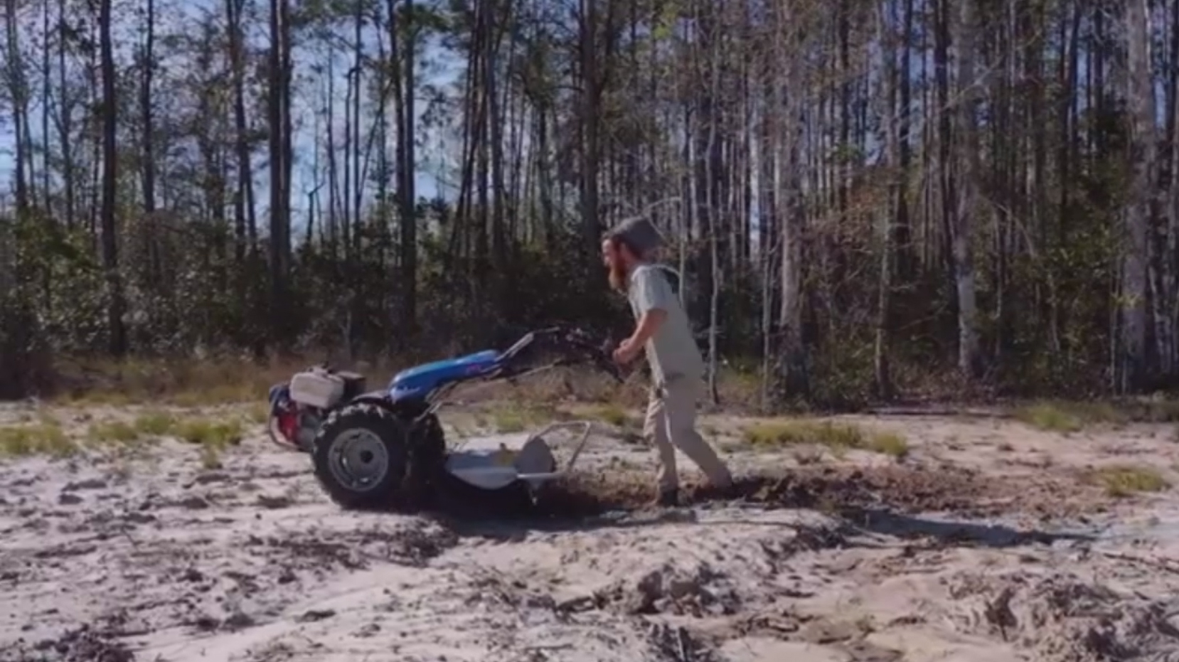 Digging a Micro-Swale with the Rotary Plow – Videos – Mother Earth News